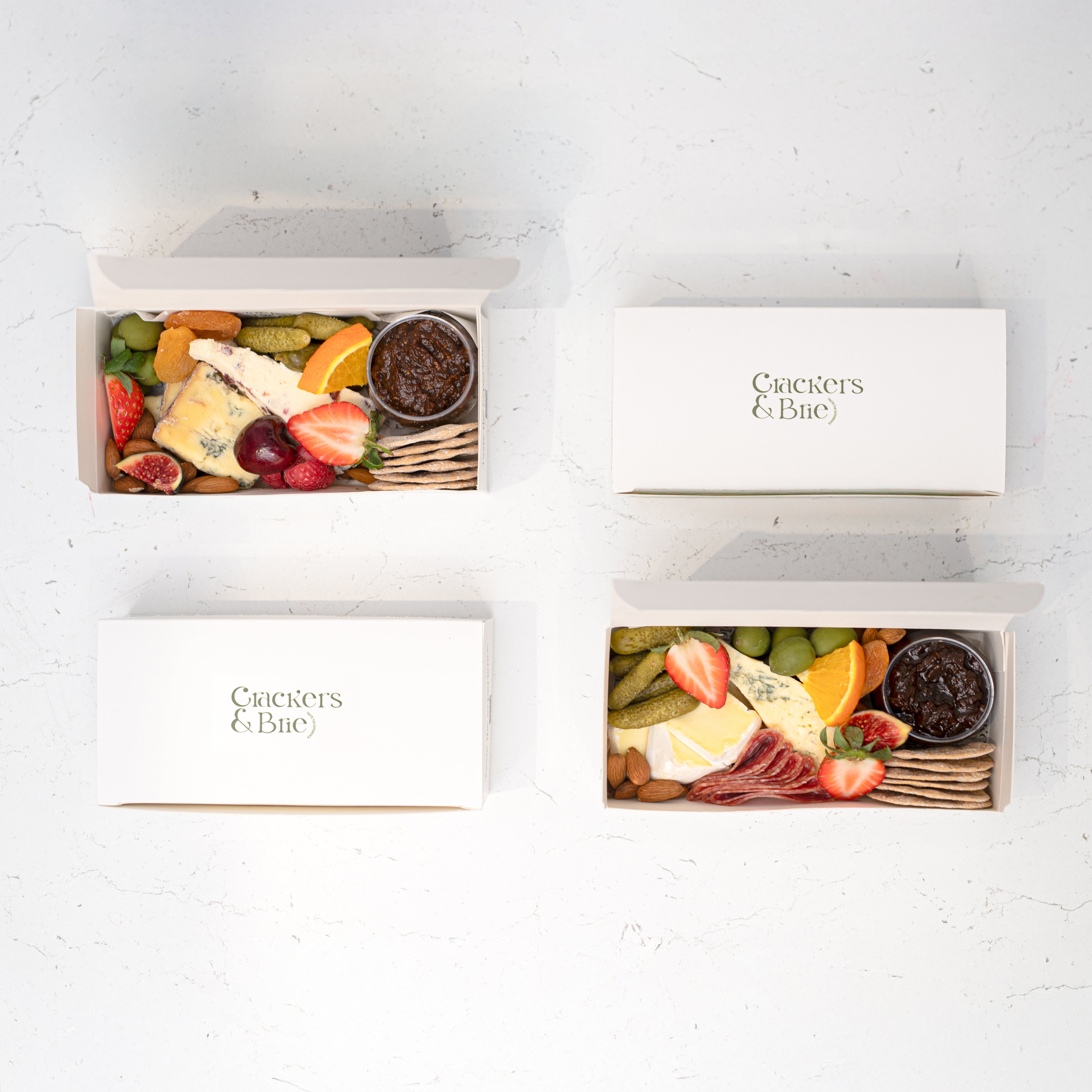 Grazing Boxes – Crackers & Brie